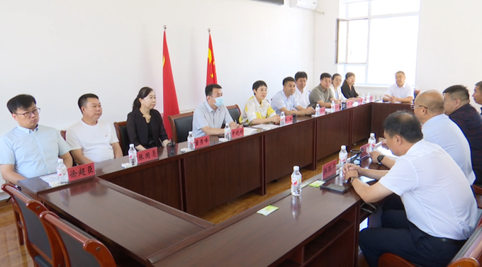 市人大常委会调研组调研我市国民经济计划和财政预算执行情况